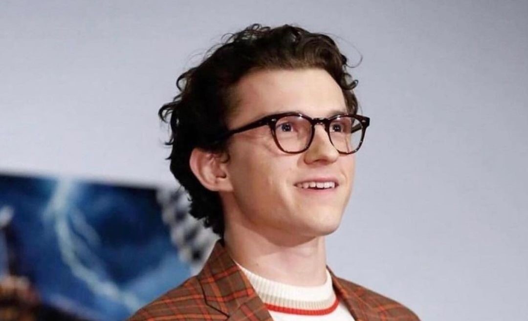 Τομ Χόλαντ: «πιστεύω ότι είναι πραγματική τέχνη οι ταινίες με σούπερ ...