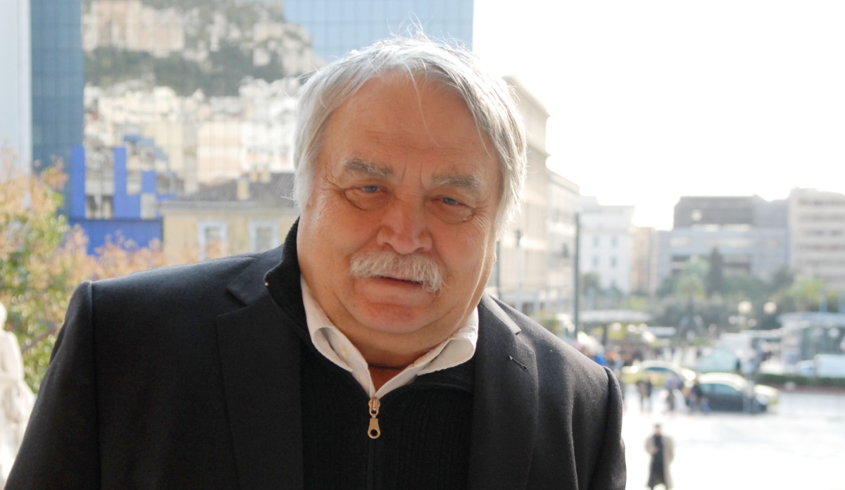 Έφυγε από τη ζωή ο σκηνοθέτης Λάκης Παπαστάθης – notesfromlife